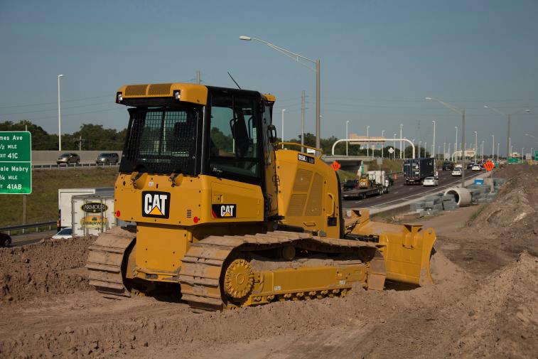 Enhancing features for the new Track Type Tractors | arcien
